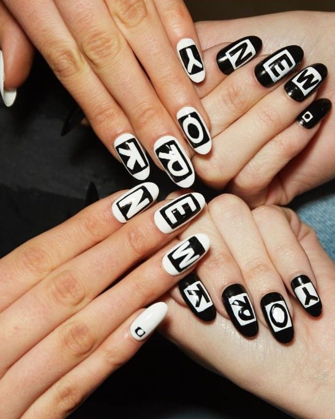 Raskošni trendovi u svetu manikira koje ćemo nositi sve do proleća ...